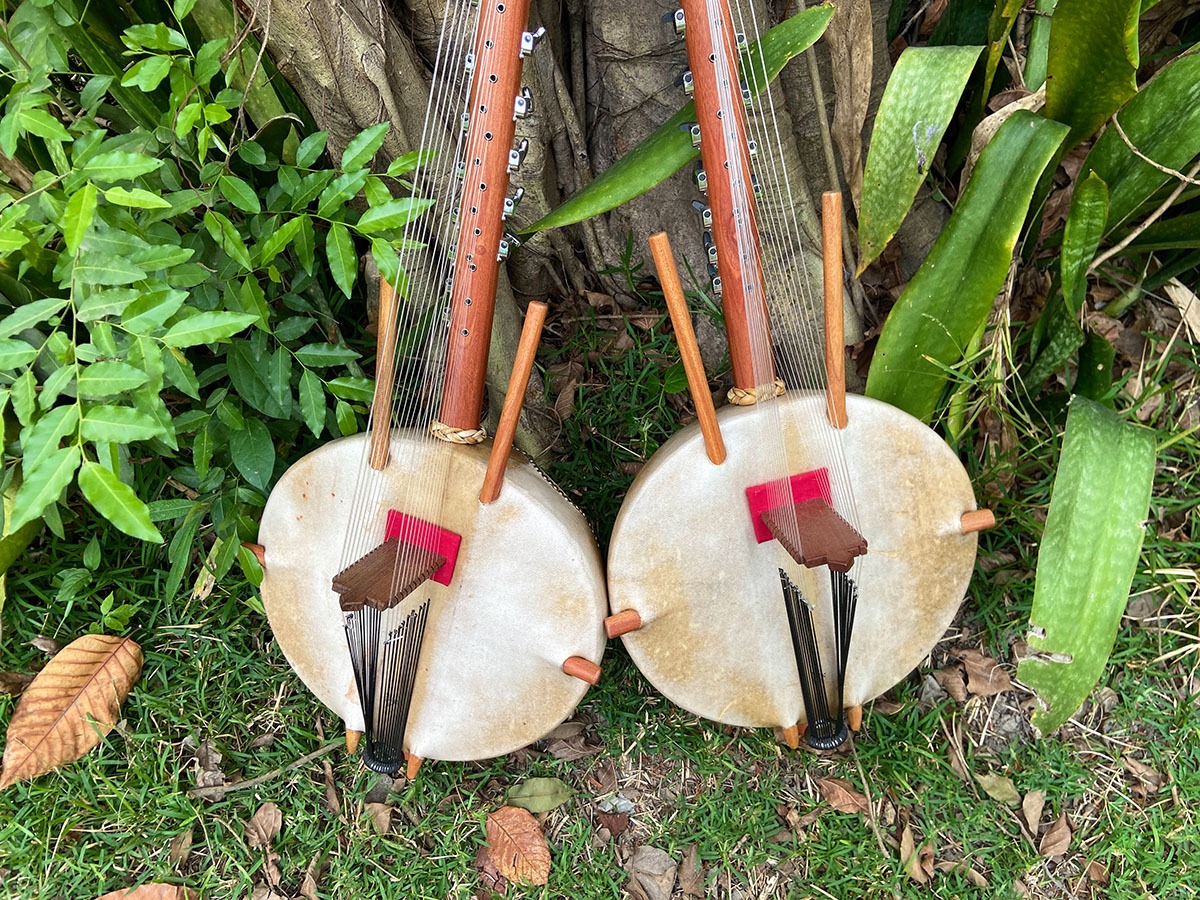 Kora musical instrument | West African harp maker